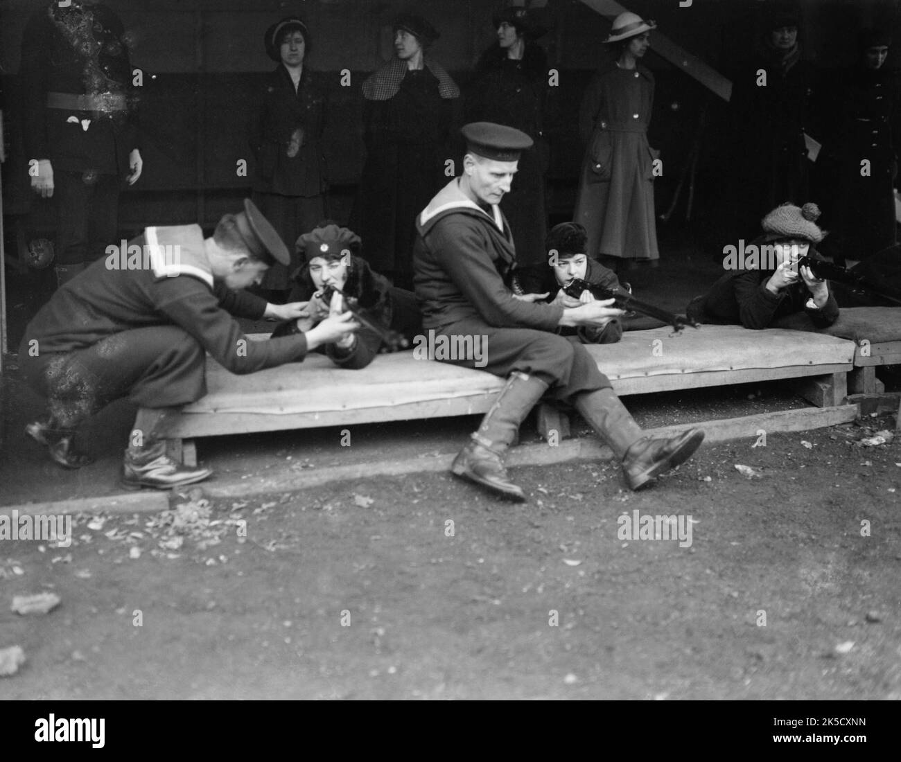 The Royal Navy on the Home Front, 1914-1918 Women's Royal Naval Service ...