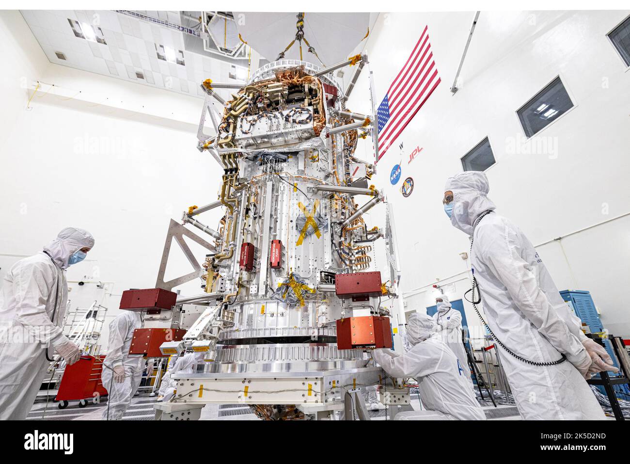 Europa clipper clean room hi-res stock photography and images - Alamy