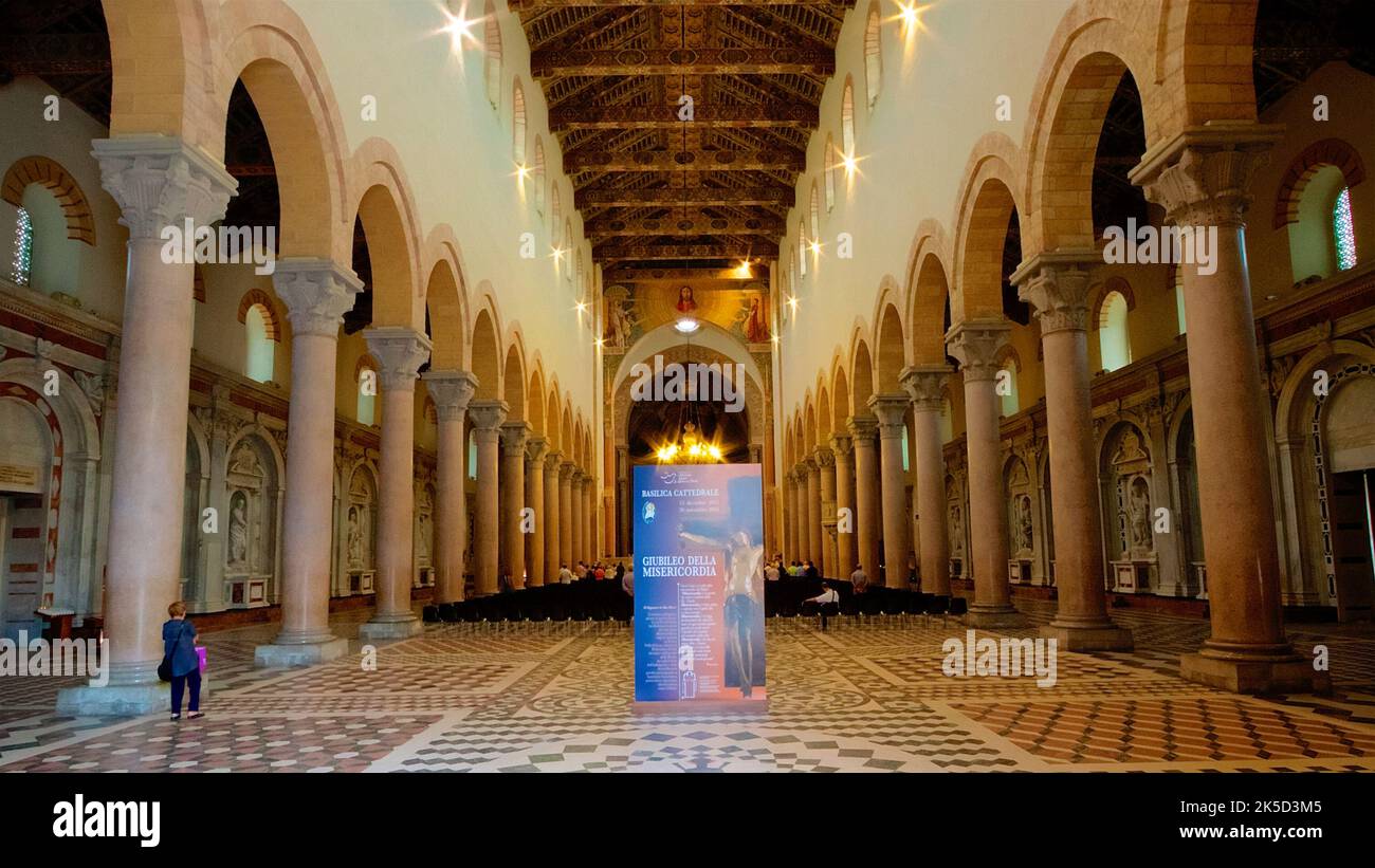 Interior cathedral messina sicily italy hi-res stock photography and ...