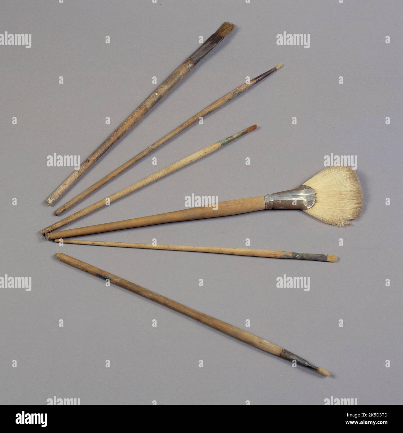 Brushes of different sizes, before 1932 Stock Photo - Alamy