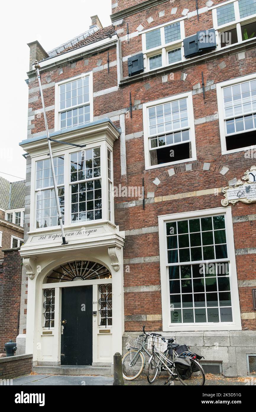 Delft (Netherlands), historic old town, Oude Delft, house "Het Wapen ...