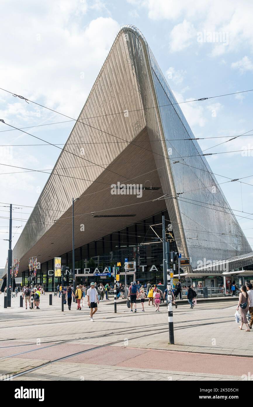 Rotterdam area railway hi-res stock photography and images - Alamy