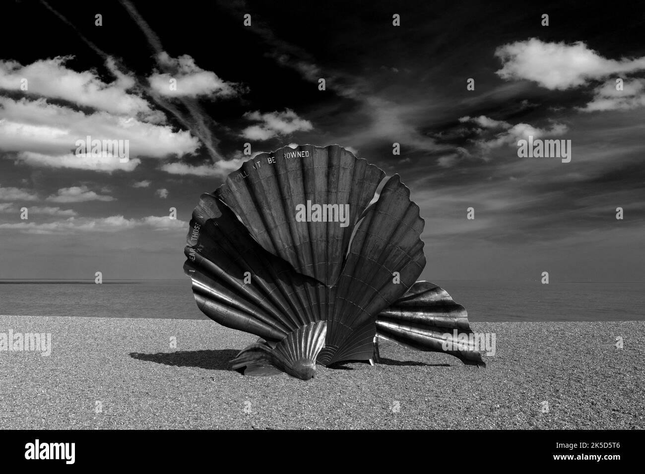 The Scallop shell sculpture by Maggie Hambling, Aldeburgh town, Suffolk ...