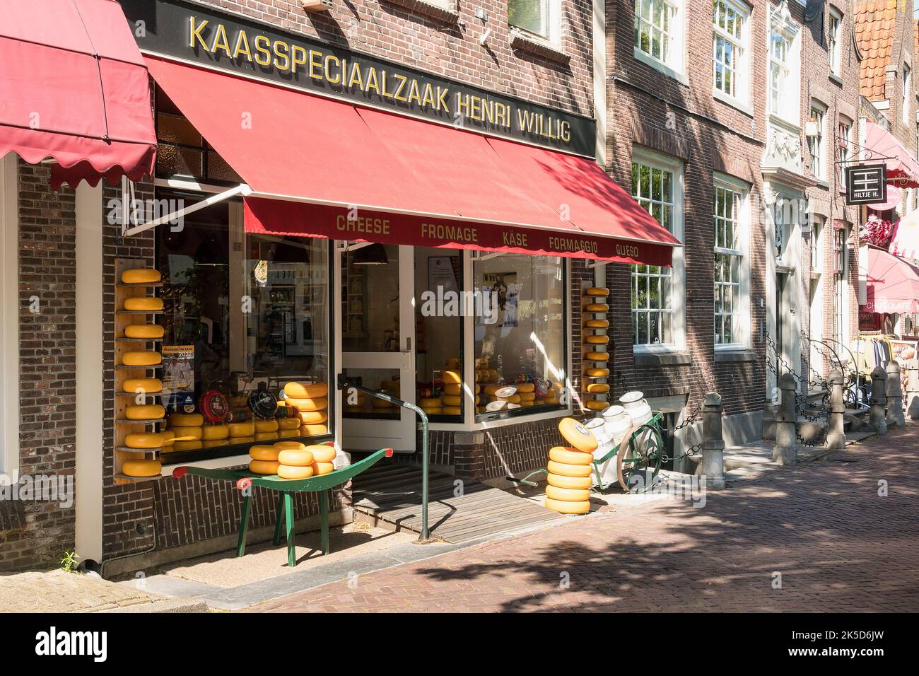 Netherlands, Edam, old town, spui, cheese store, window with cheese ...