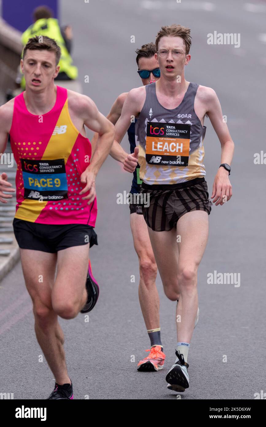 Matthew Leach racing in the TCS London Marathon 2022 Elite Men's race ...