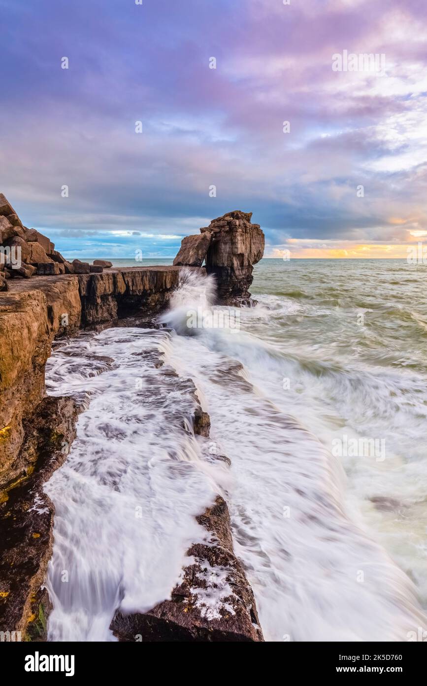 Sunset at Pulpit Rock. Isle of Portland, Jurassic coast, Dorset ...