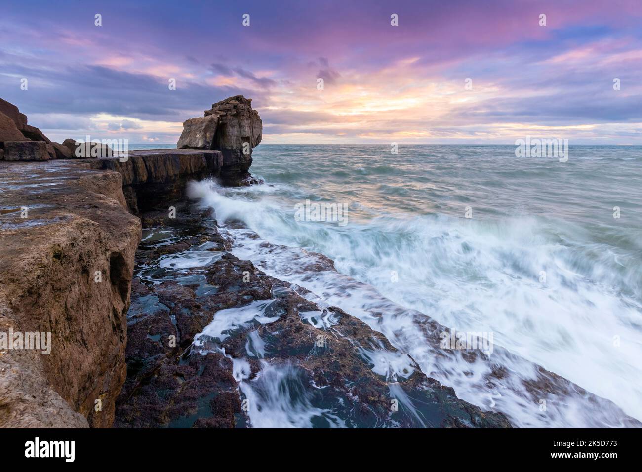 Sunset at Pulpit Rock. Isle of Portland, Jurassic coast, Dorset ...