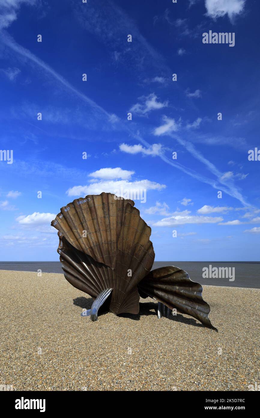 The Scallop shell sculpture by Maggie Hambling, Aldeburgh town, Suffolk ...