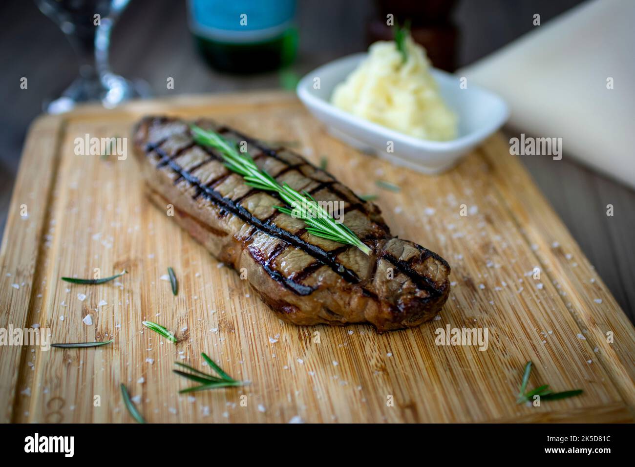 Filet mignon photos hi-res stock photography and images - Alamy