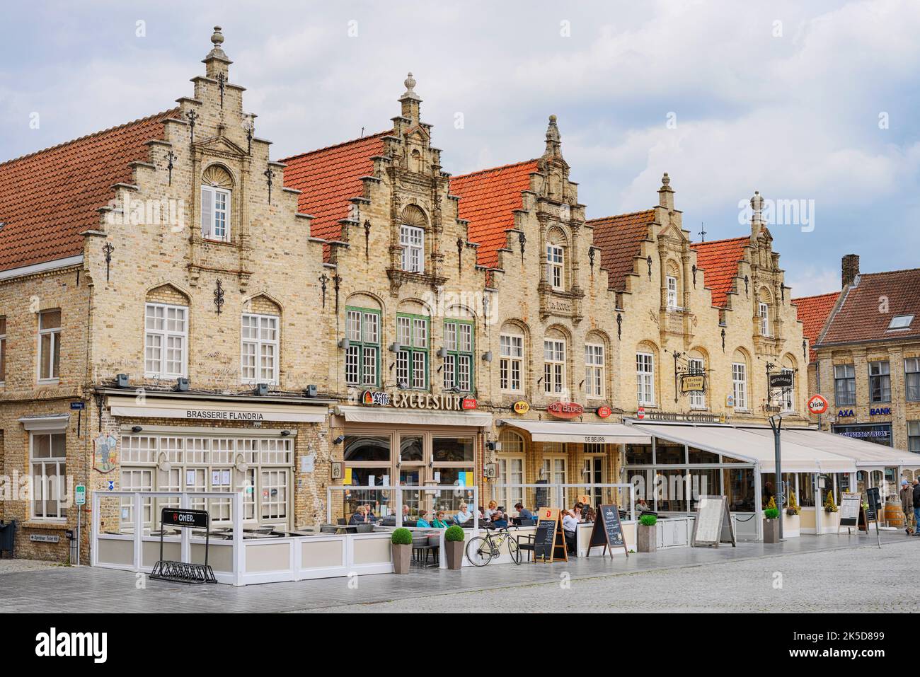 Gabled houses on the market square Grote Markt, Veurne, West Flanders, Flanders, Belgium Stock ...