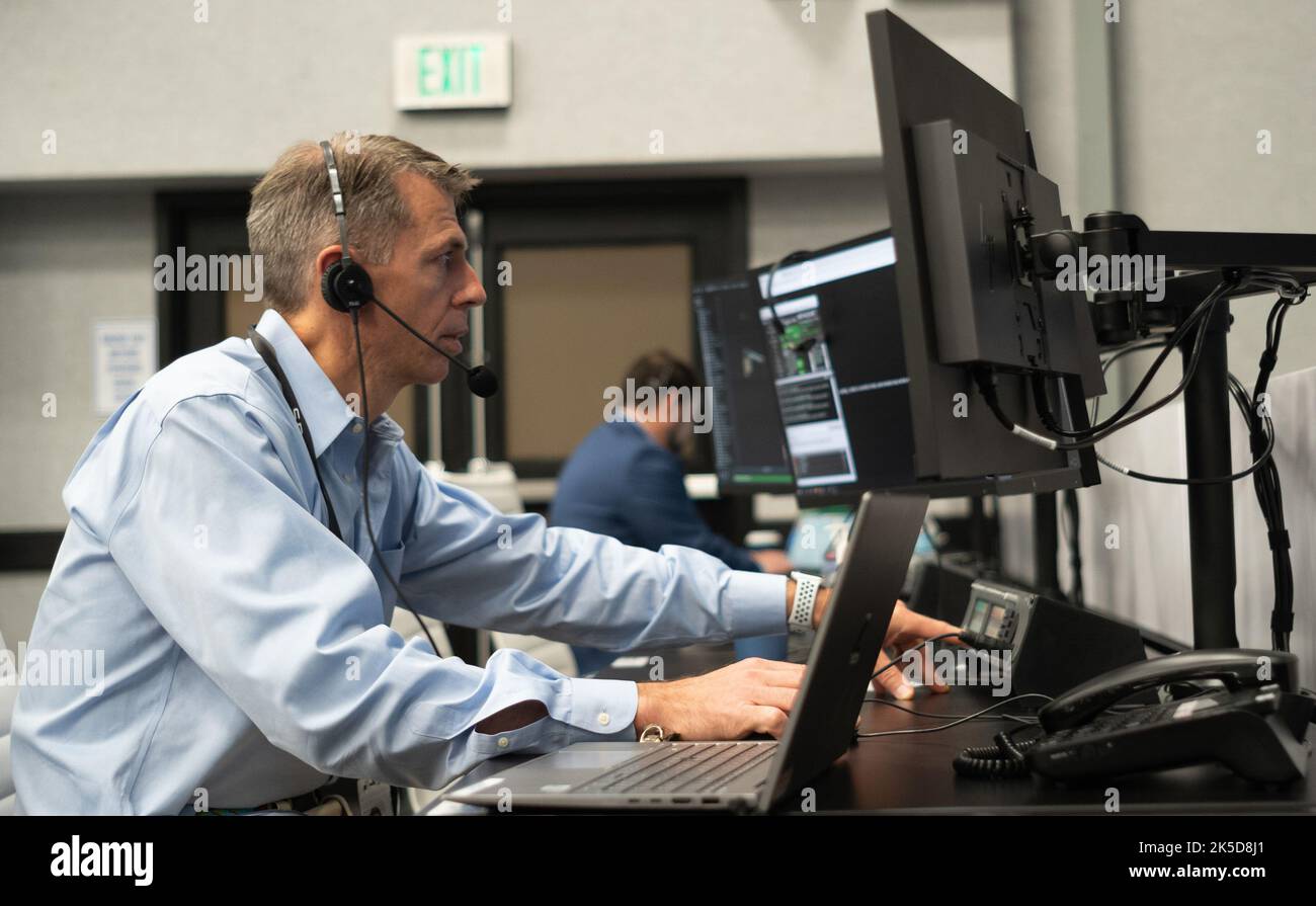 Flight director hi-res stock photography and images - Alamy