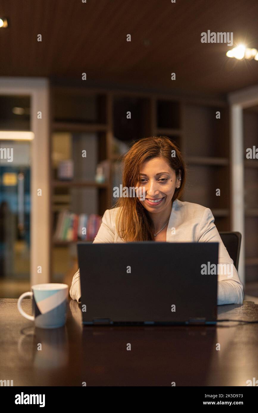 Businesswoman using computer notebook hi-res stock photography and ...