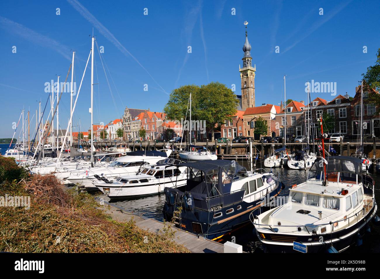 Europe netherlands veere town hall hi-res stock photography and images ...