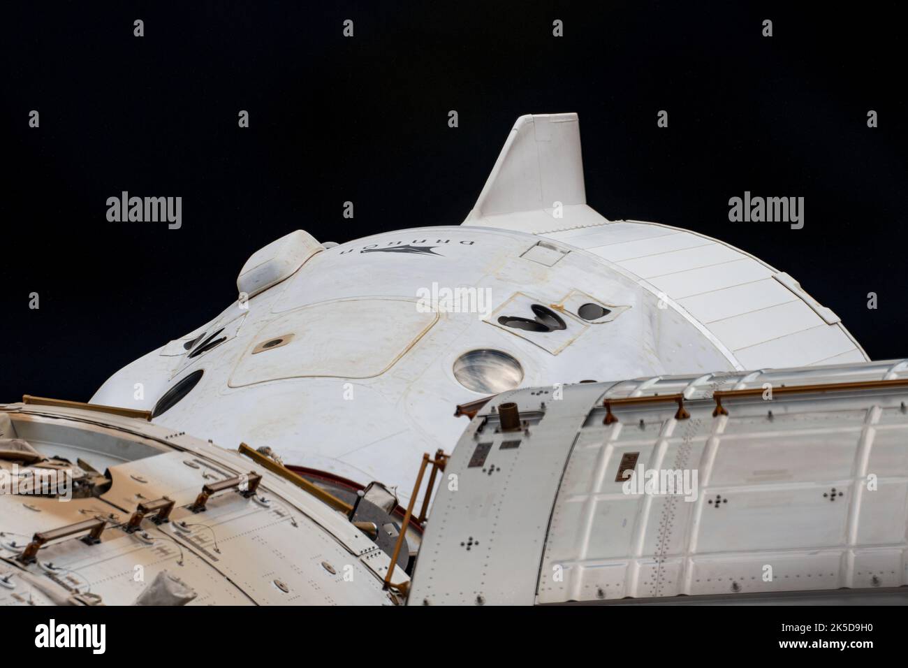 The SpaceX Dragon Endurance crew ship that carried four Crew-3 ...