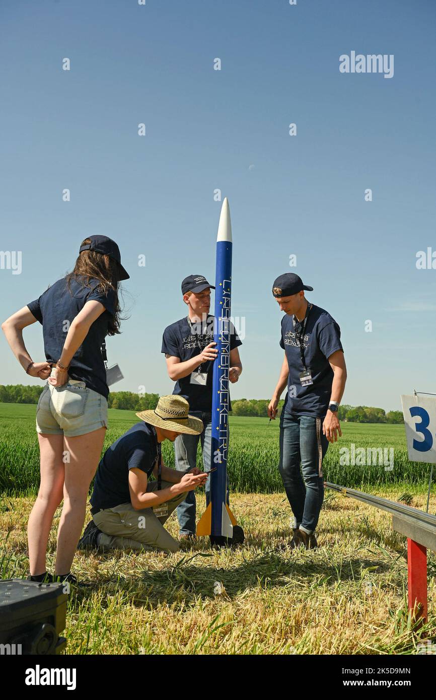 Following two years of virtual events, high school and college teams ...