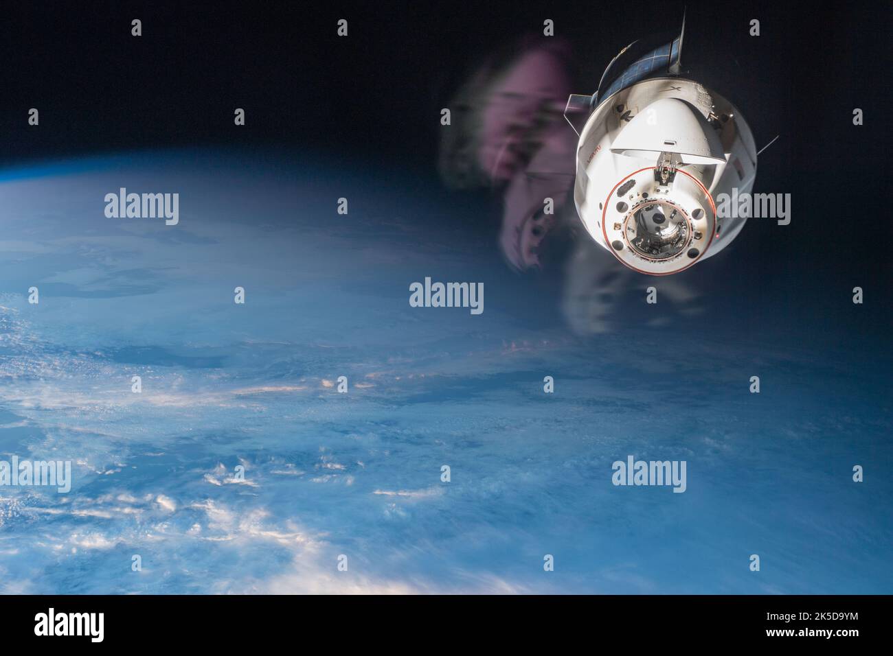 The SpaceX Dragon Endurance crew ship, carrying four Crew-3 astronauts ...