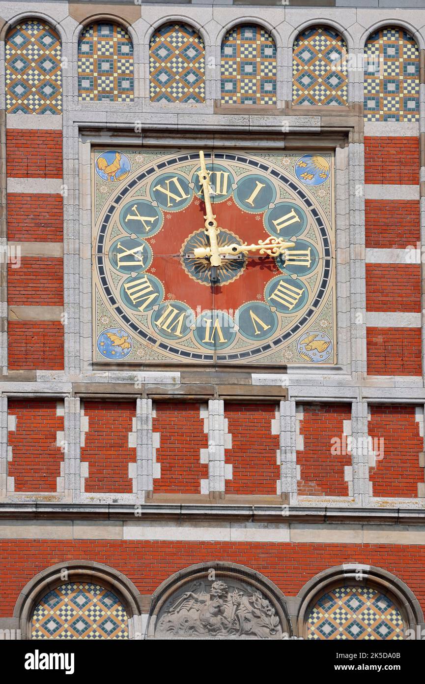 Clock on the facade, Amsterdam Centraal, Central Station, Amsterdam ...