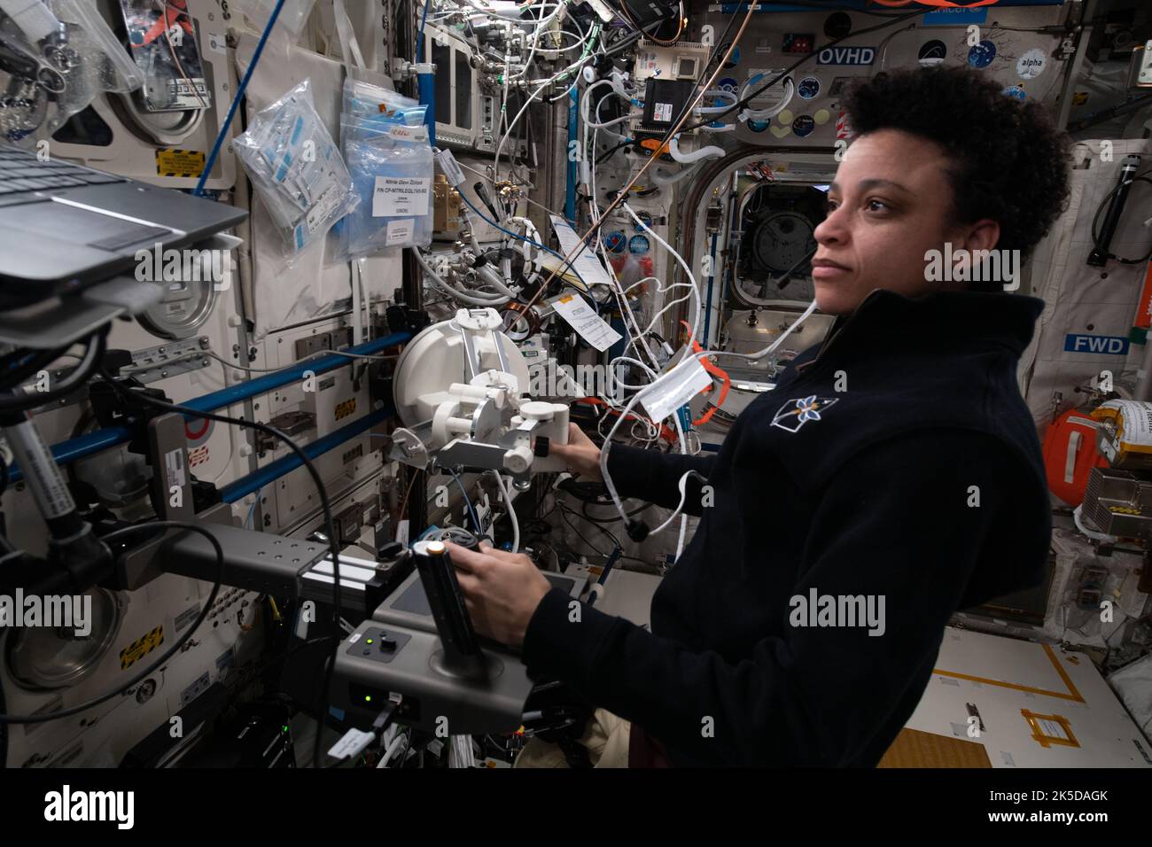 Nasa Astronauts Robots