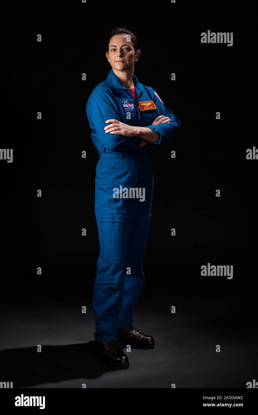 Official expedition 68 crew photo hi-res stock photography and images ...