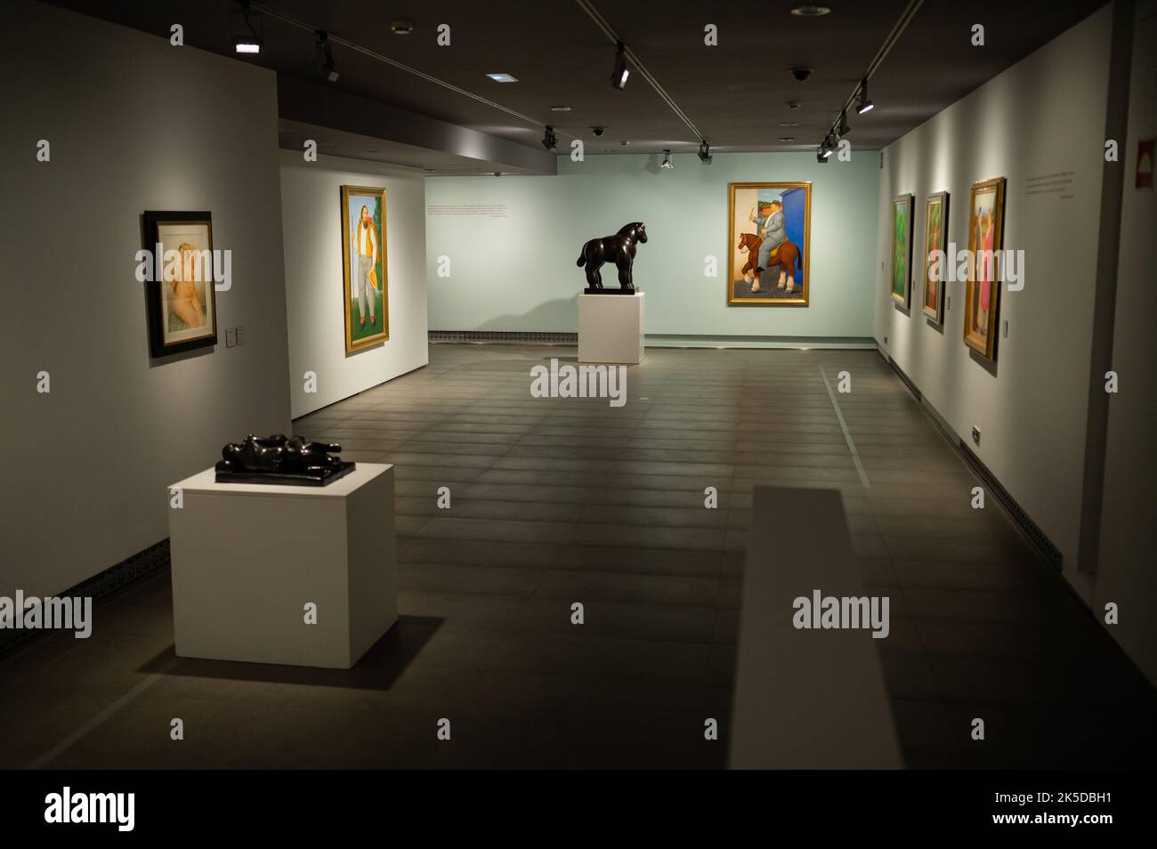 "Fernando Botero, Sensuality and Melancholy" exhibition of popular ...