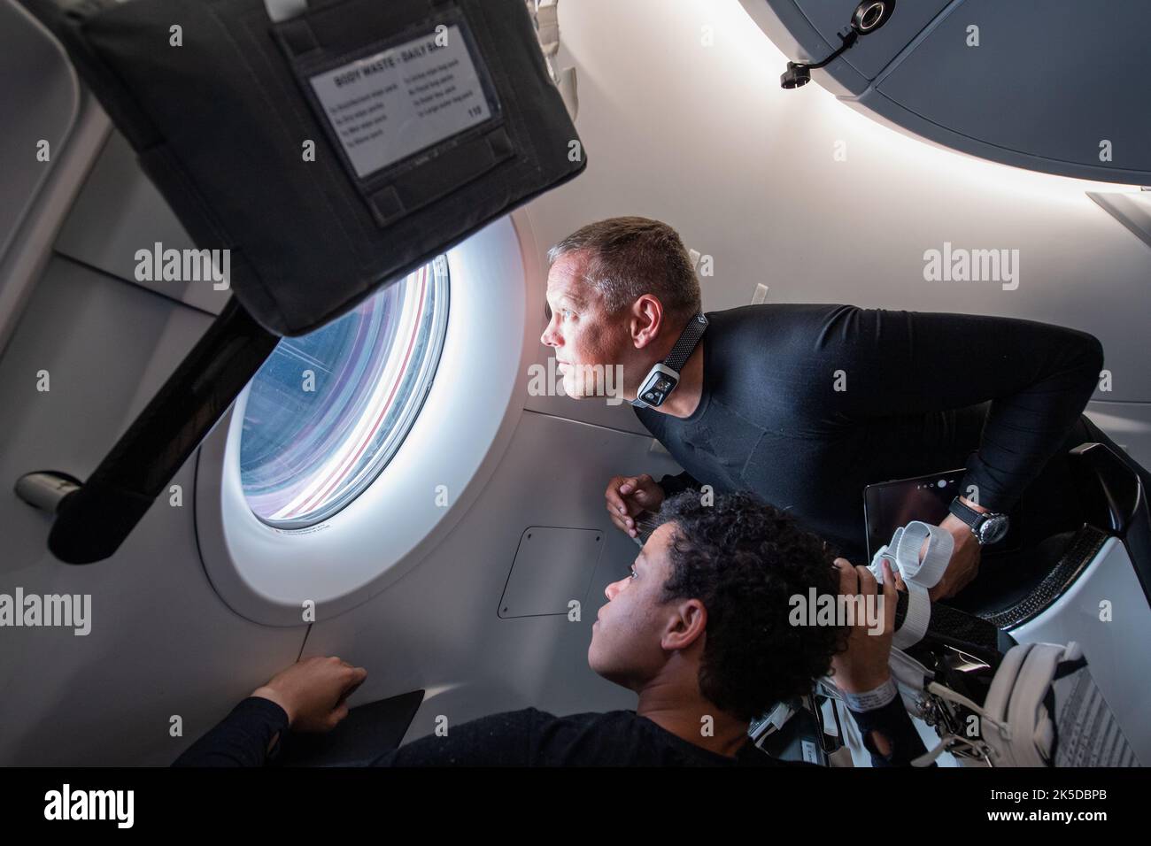 NASA astronauts Jessica Watkins and Bob Hines, Crew-4 Mission ...