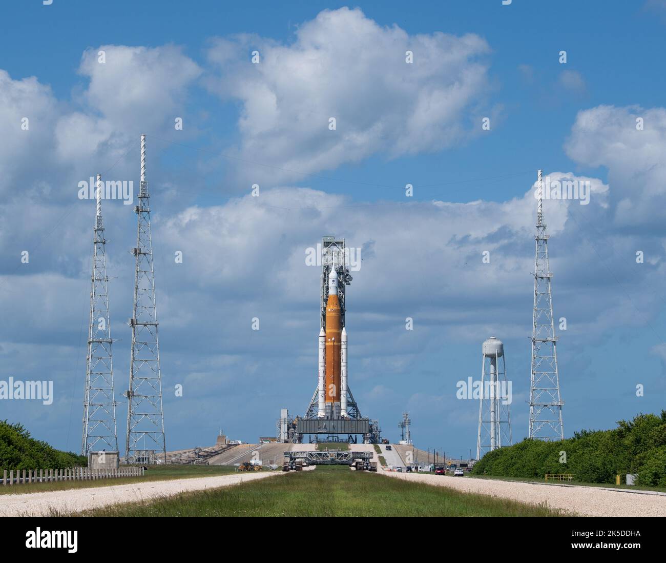 NASA’s Space Launch System (SLS) rocket with the Orion spacecraft ...