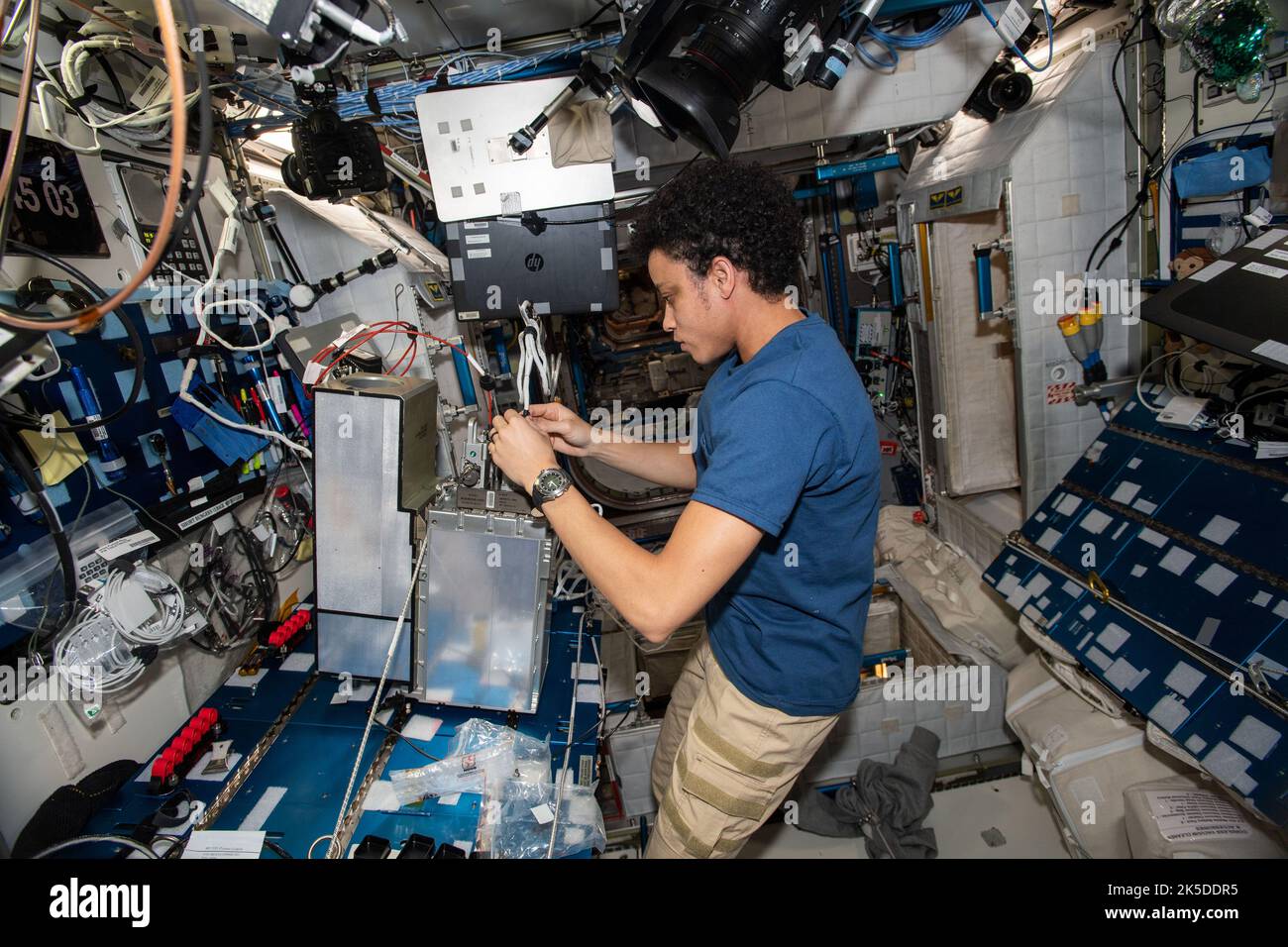 Expedition 67 Flight Engineer and NASA astronaut Jessica Watkins works ...