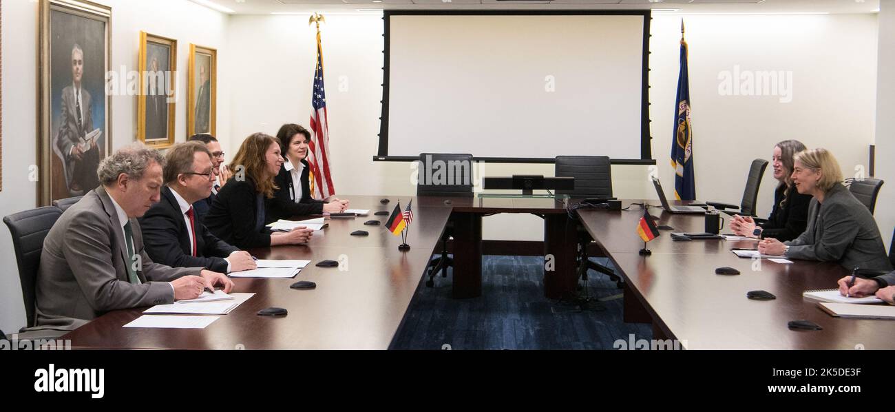 NASA, BMWK, and German Aerospace Center officials meet at NASA ...