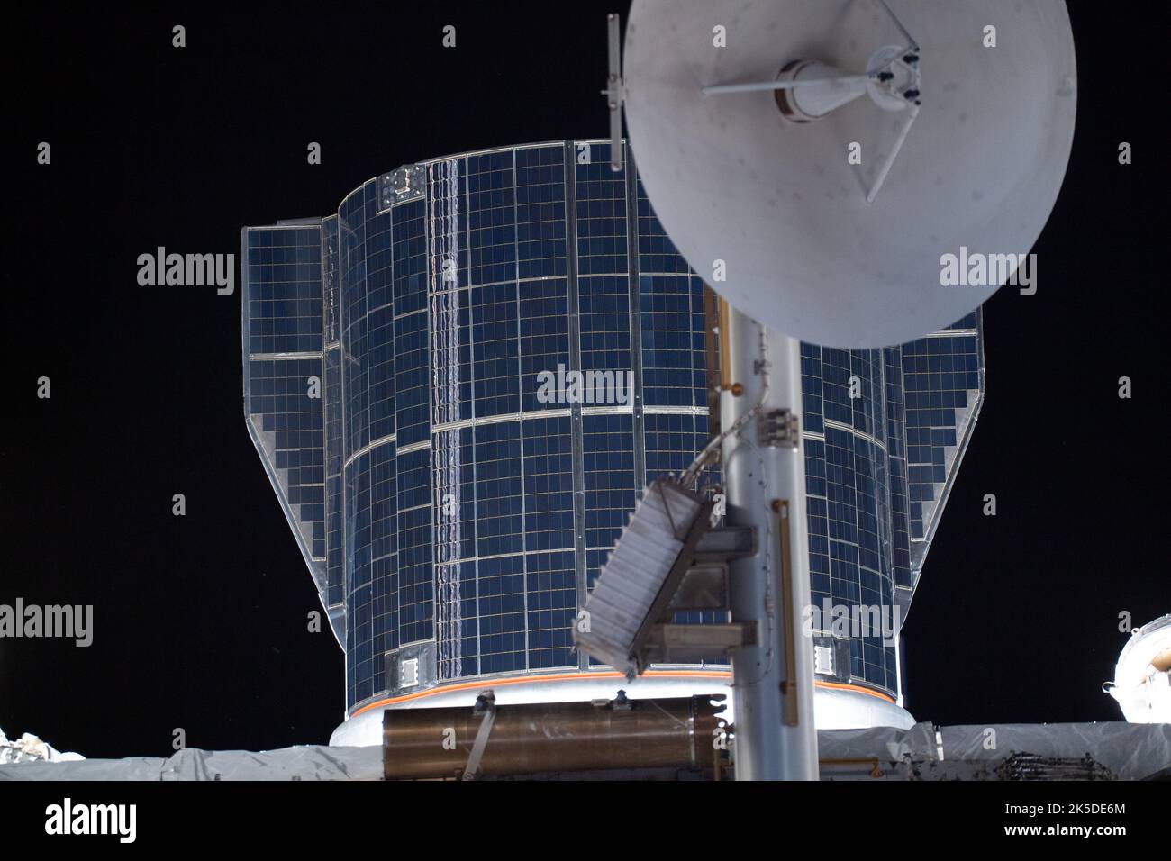 Monitoring module platform hi-res stock photography and images - Alamy