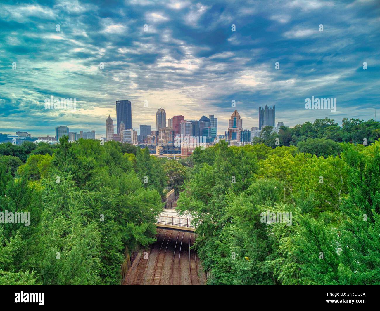 Aerial view of pittsburgh hi-res stock photography and images - Alamy