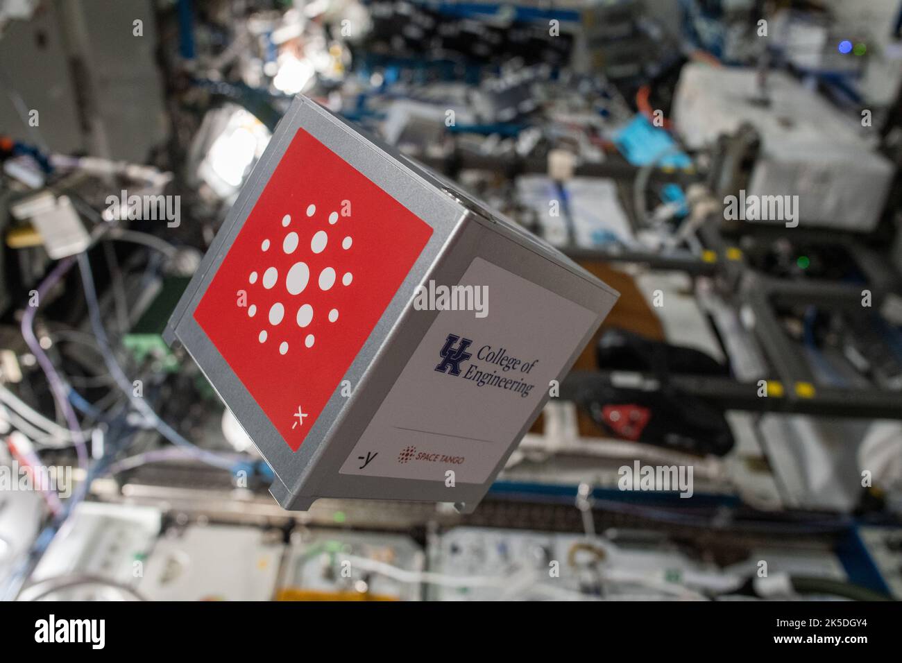 Small satellite missions hi-res stock photography and images - Alamy