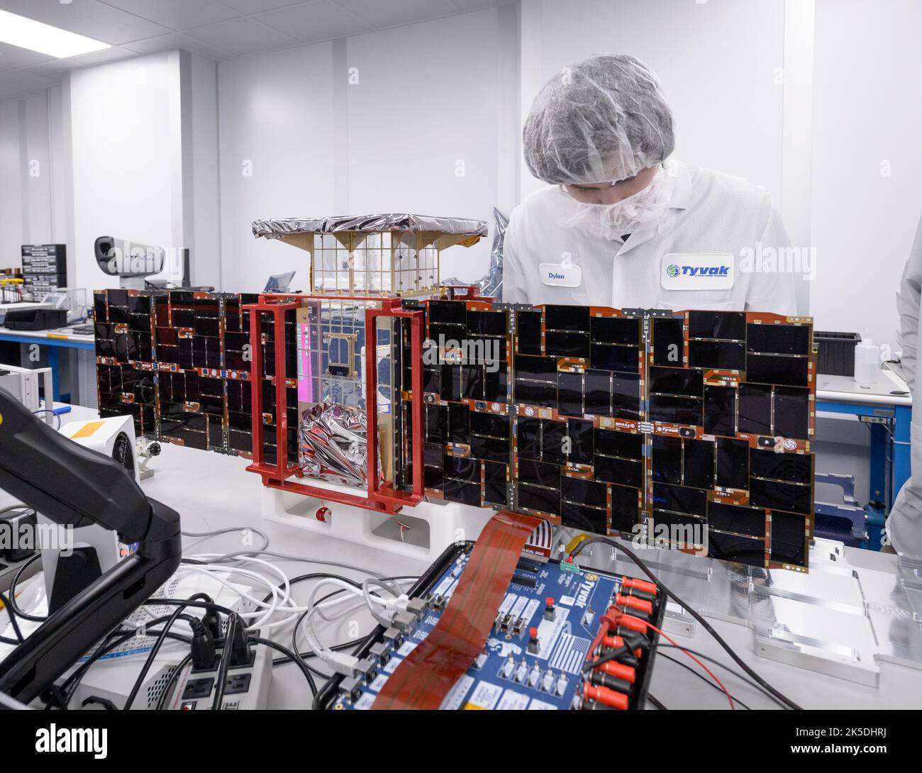 Capstone satellite hi-res stock photography and images - Alamy