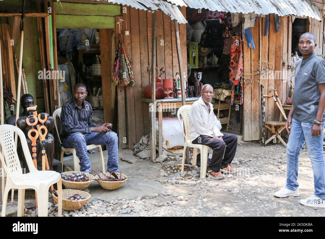 Africa burundi market hi-res stock photography and images - Alamy