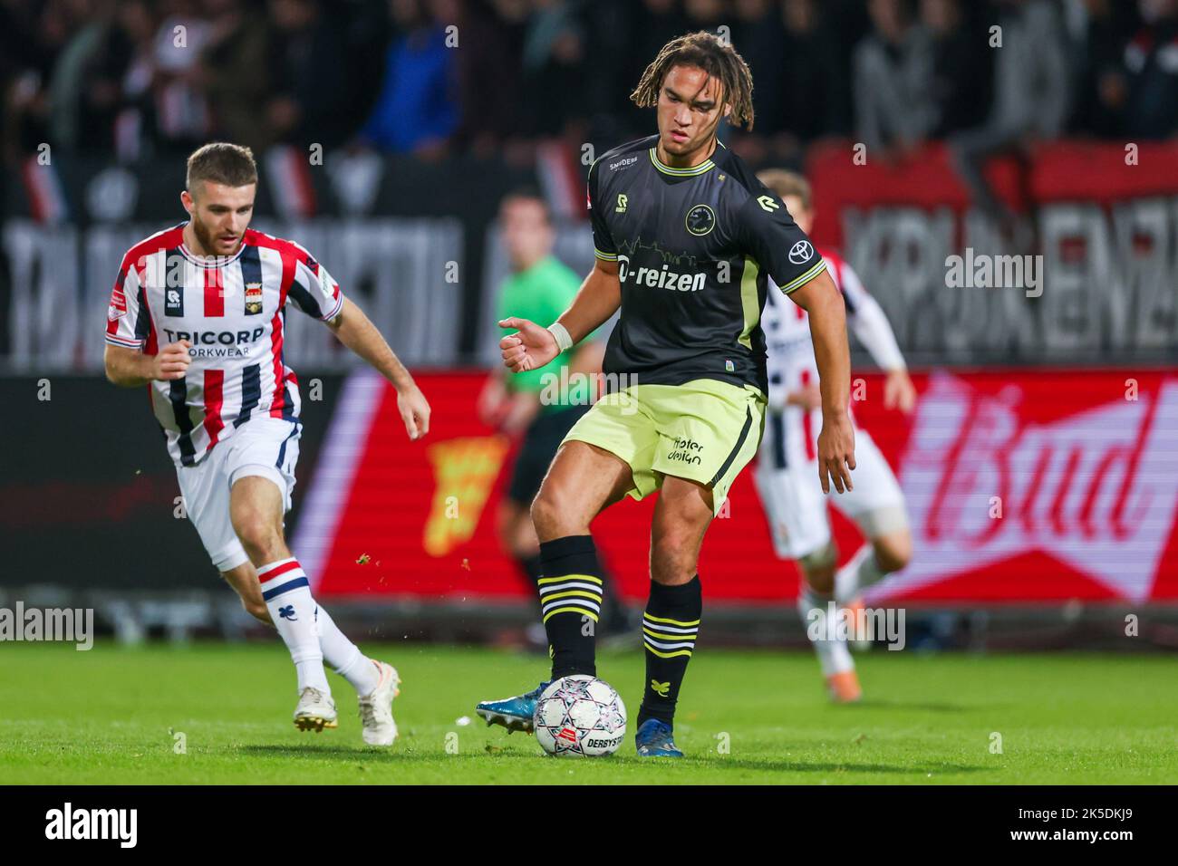 TILBURG, NETHERLANDS - OCTOBER 7: Daniel Crowley of Willem II, Victor ...