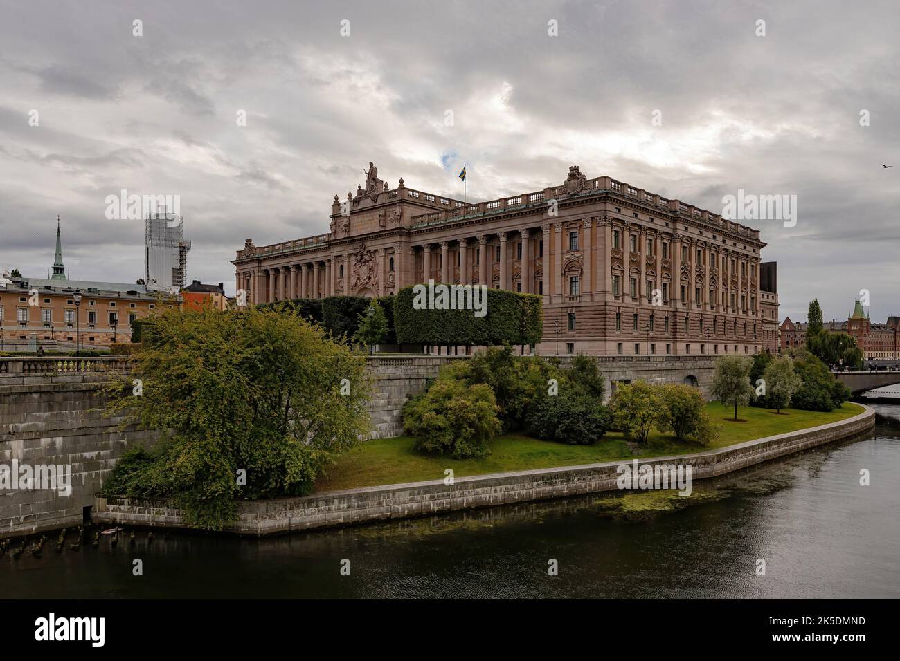The swedish parliament building in stockholm hi-res stock photography ...