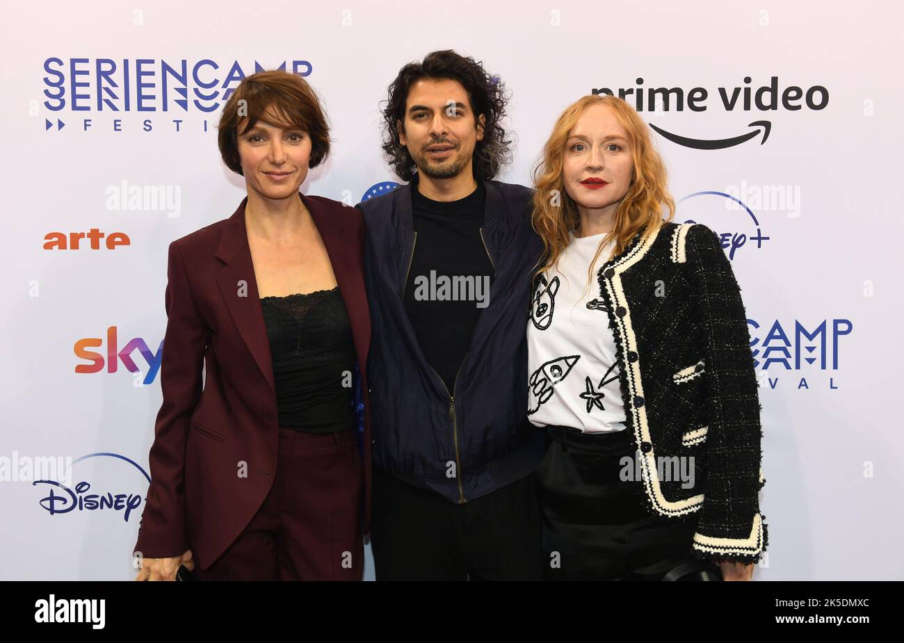 Munich, Germany. 07th Oct, 2022. Actress Julia Koschitz, (l-r) director ...