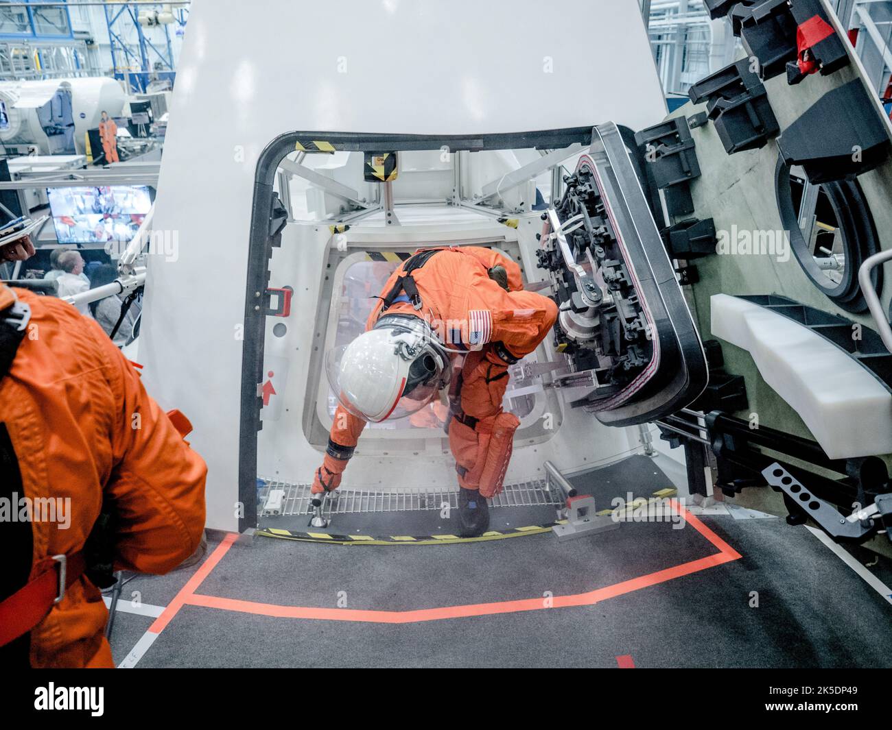 Training strap system hi-res stock photography and images - Alamy