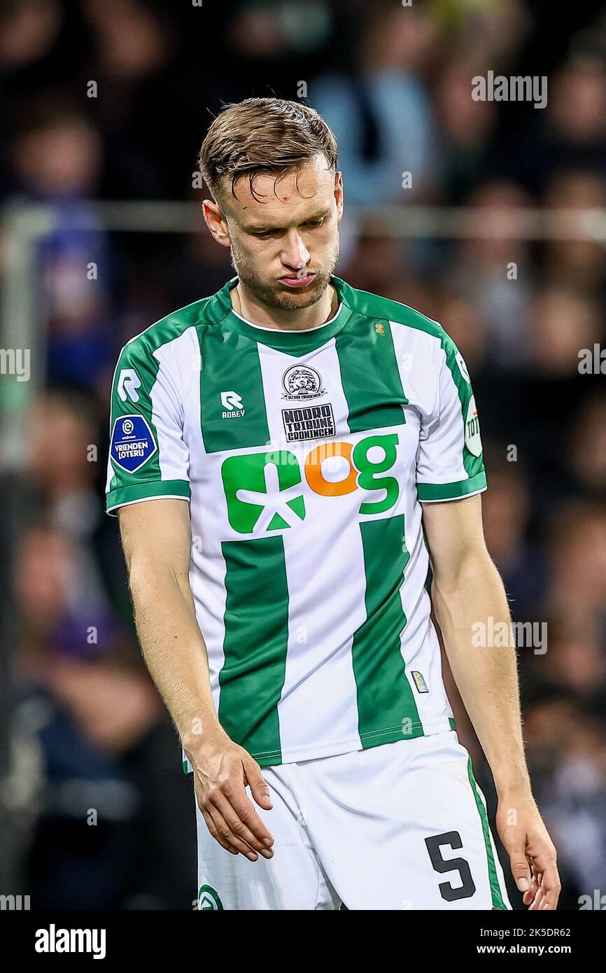 GRONINGEN, NETHERLANDS - OCTOBER 7: Mike te Wierik of FC Groningen is ...