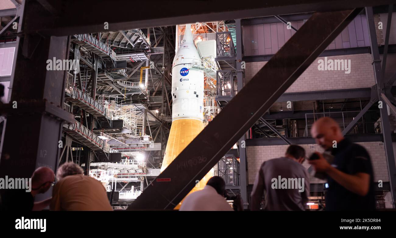 NASA’s Space Launch System (SLS) rocket with the Orion spacecraft ...