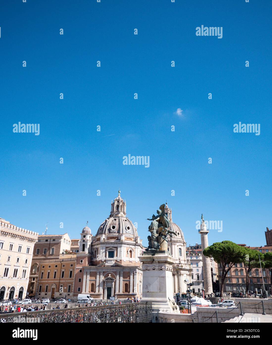 Traianus column hi-res stock photography and images - Alamy