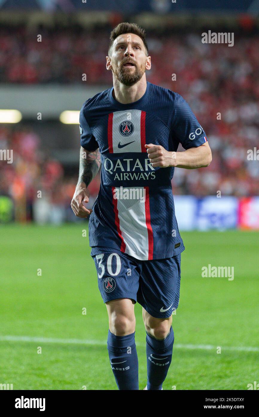 Lionel messi psg 2022 hi-res stock photography and images - Alamy