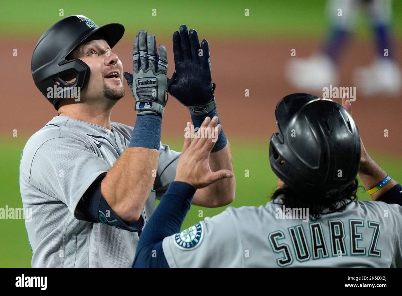 Toronto, Canada. 07th Oct, 2022. Seattle Mariners catcher Cal Raleigh ...