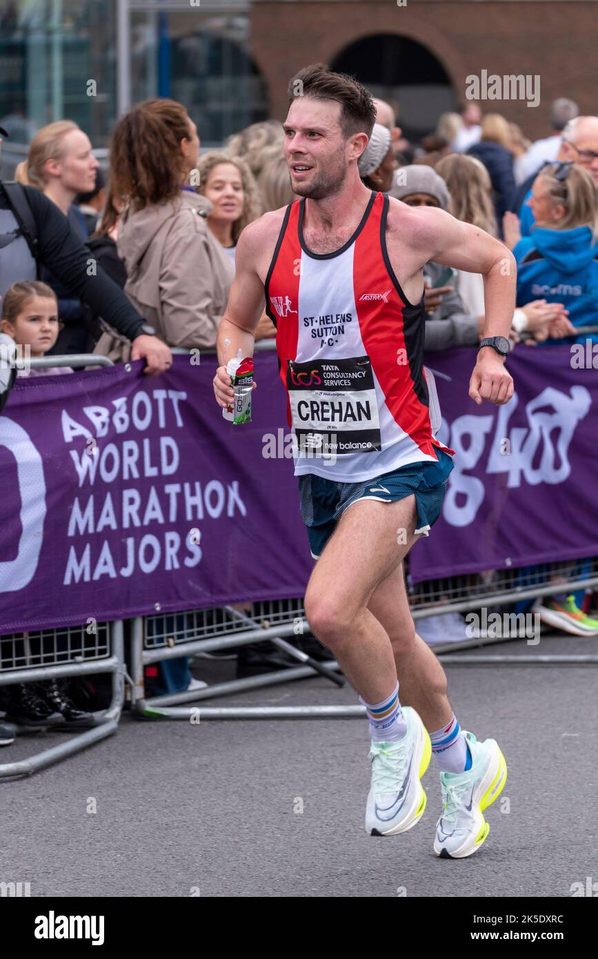Matthew Crehan racing in the TCS London Marathon 2022 Elite Men's race ...