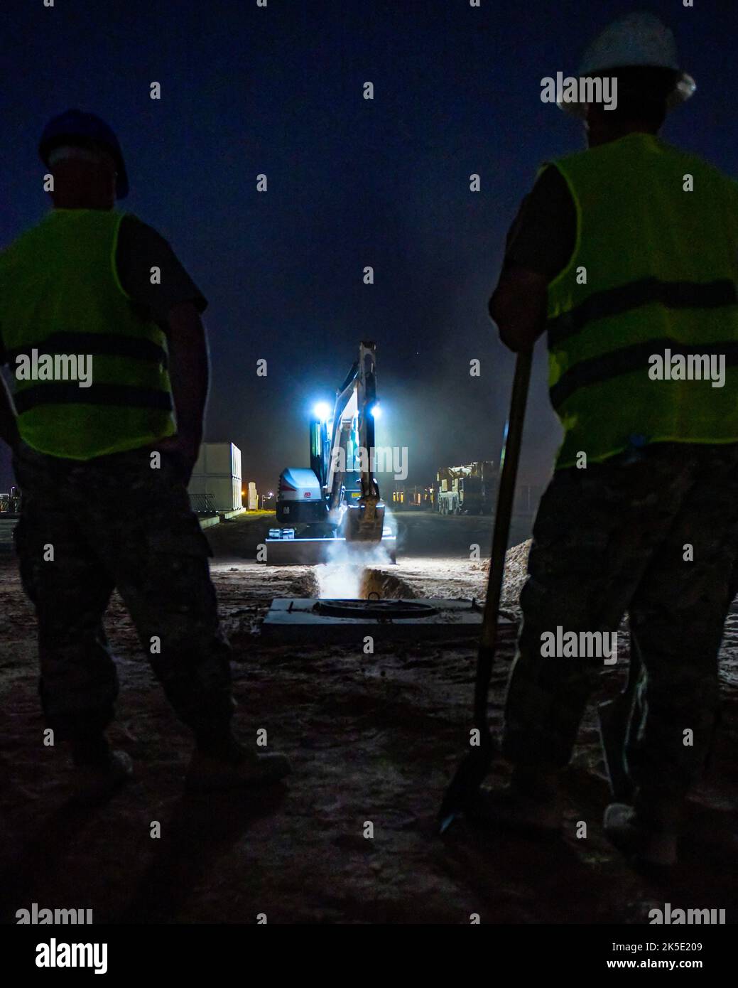 577th expeditionary prime beef squadron hi-res stock photography and ...