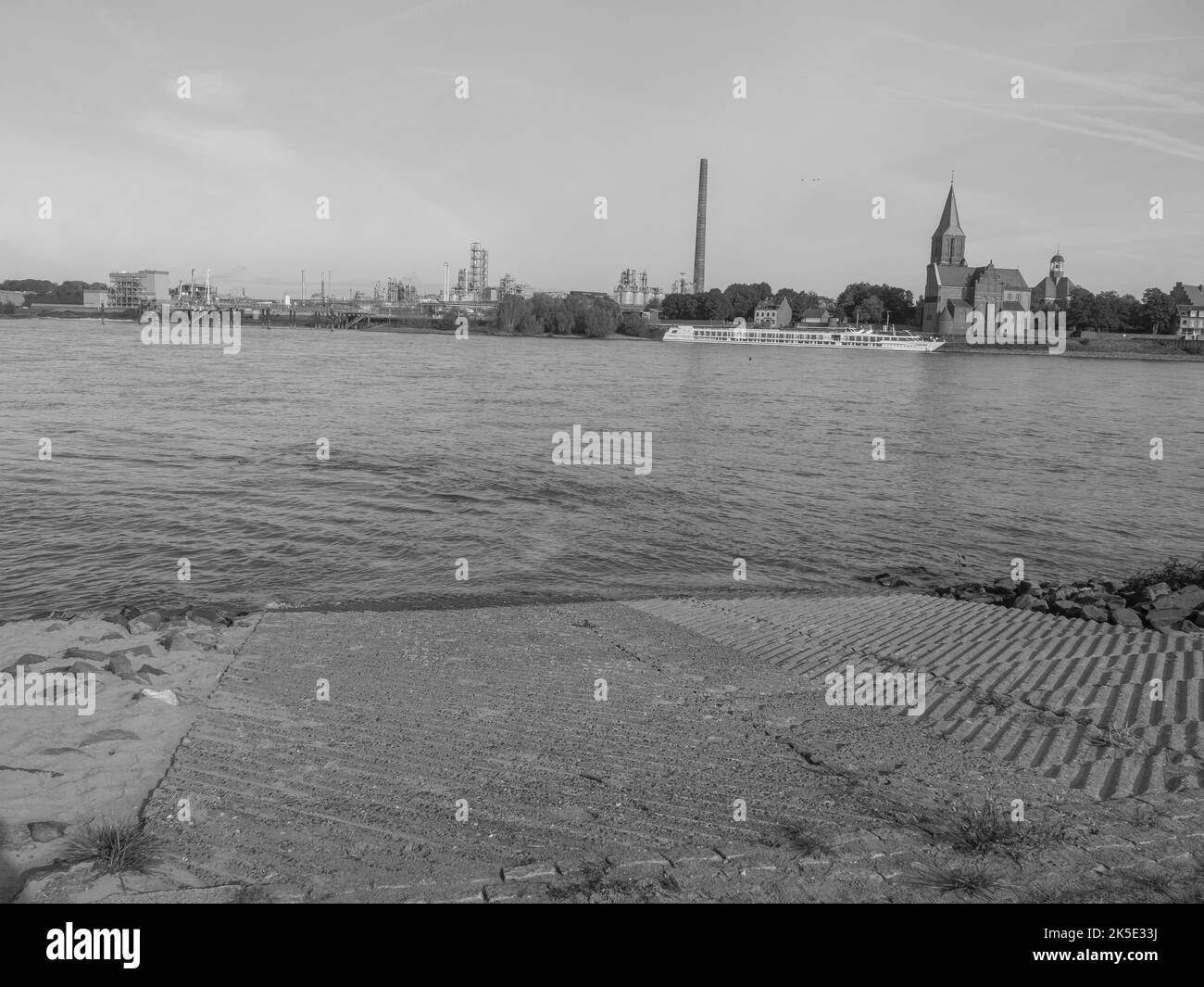 the city of Emmerich at the rhine river Stock Photo - Alamy