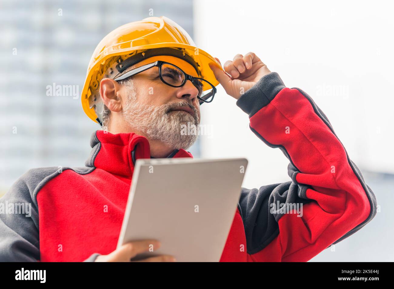 Ongoing construction works hi-res stock photography and images - Alamy
