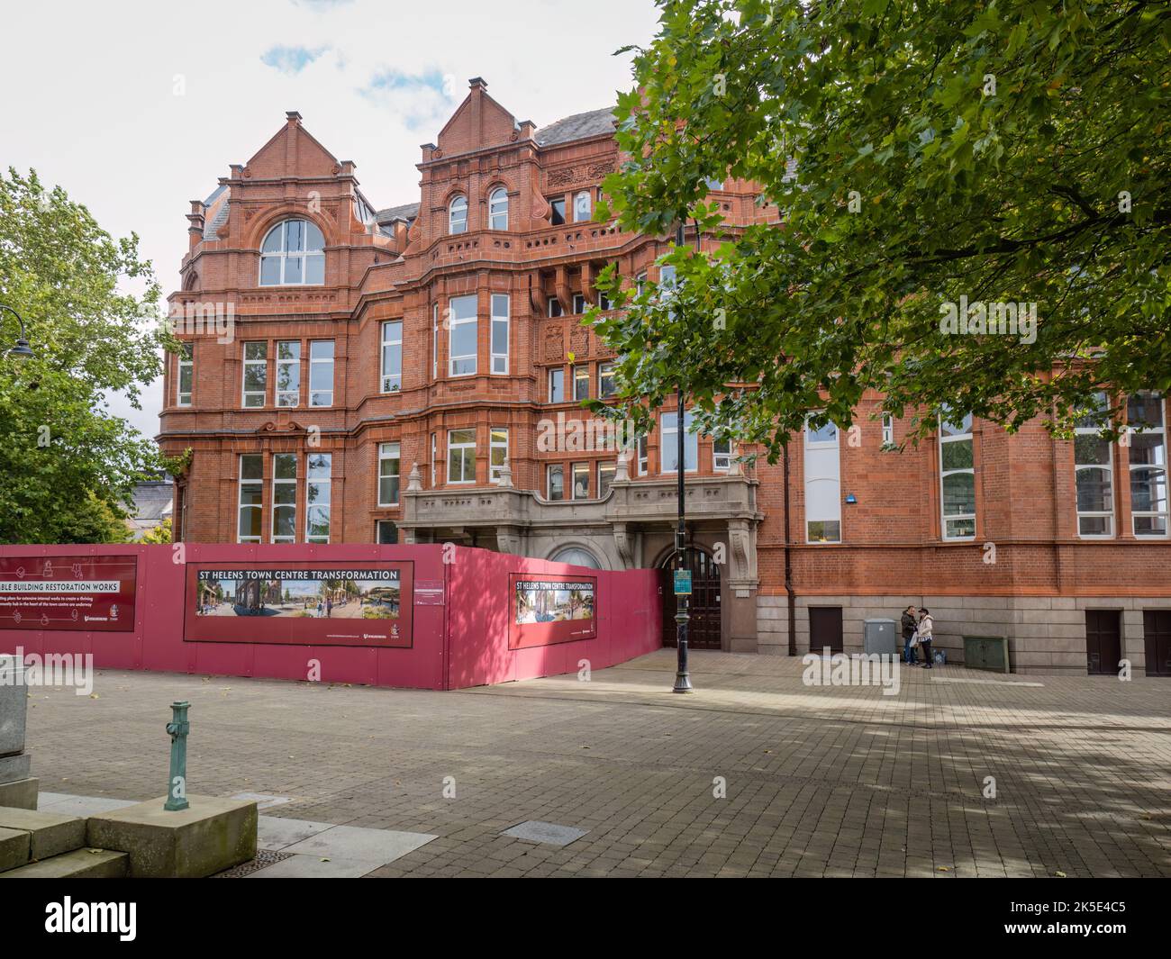 The glass house st helens hi-res stock photography and images - Alamy