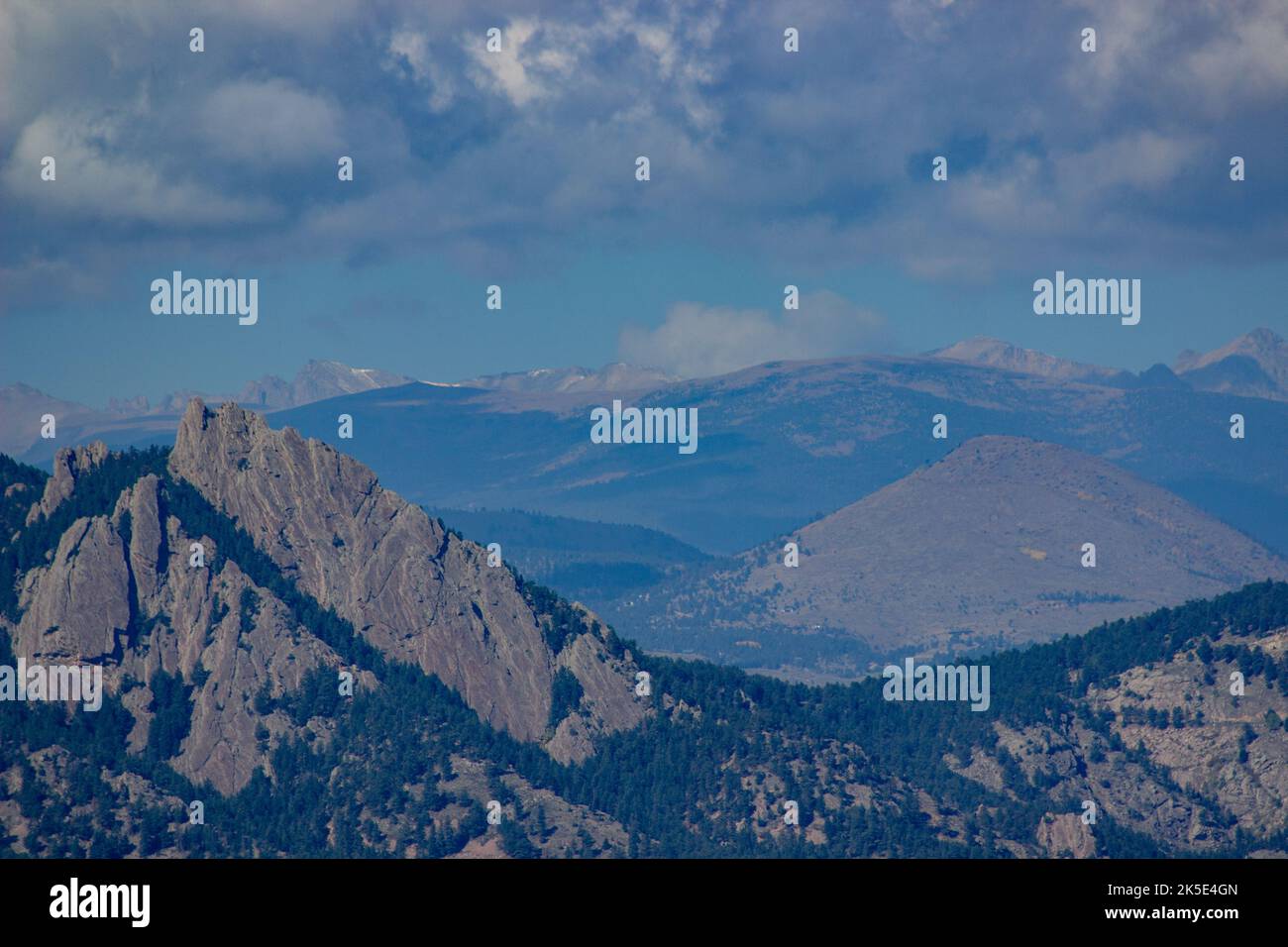 Outdoor adventure scenery in mountains hi-res stock photography and ...