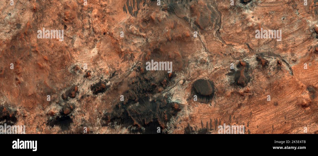 Martian landscape. This HiRISE image shows clay diversity on Flank of ...