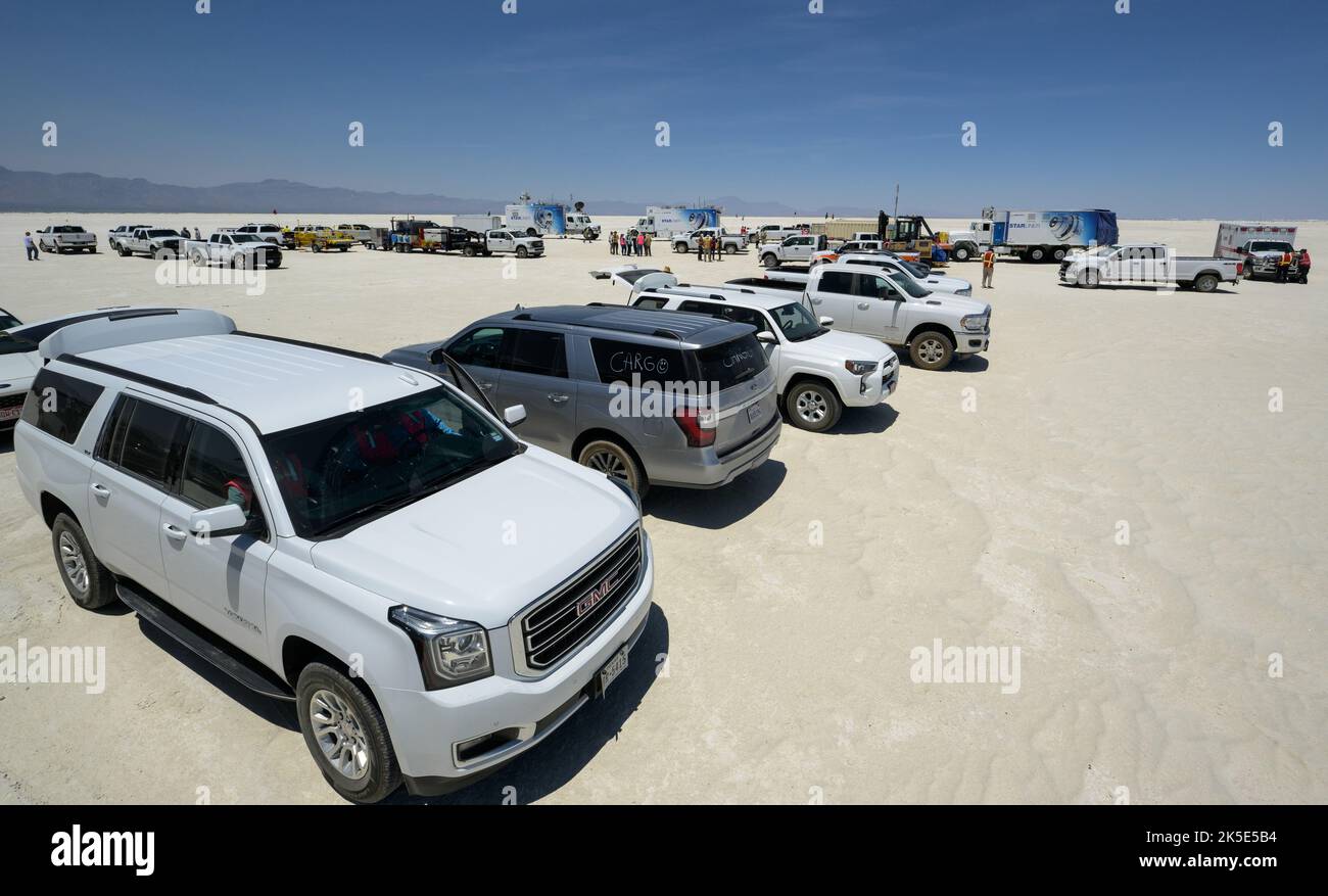 NASA and Boeing teams prepare for the landing of Boeing’s CST-100 ...